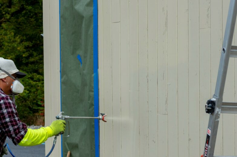 ZAR® Solid Color Deck & Siding Coating